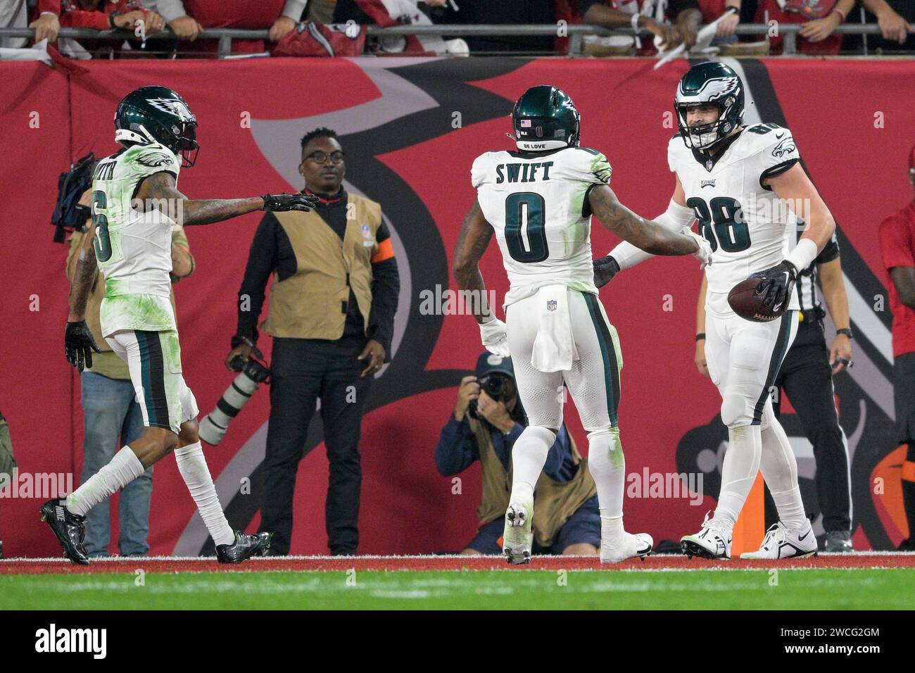 Philadelphia Eagles tight end Dallas Goedert (88) celebrates his second ...
