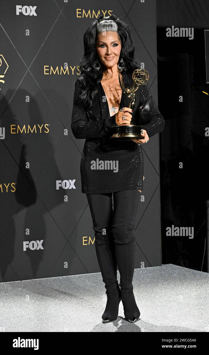 Michelle Visage poses in the pressroom with the Emmy for outstanding ...