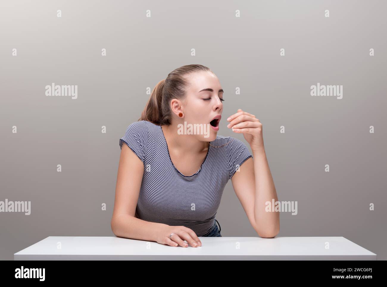 Involuntary body language hi-res stock photography and images - Alamy