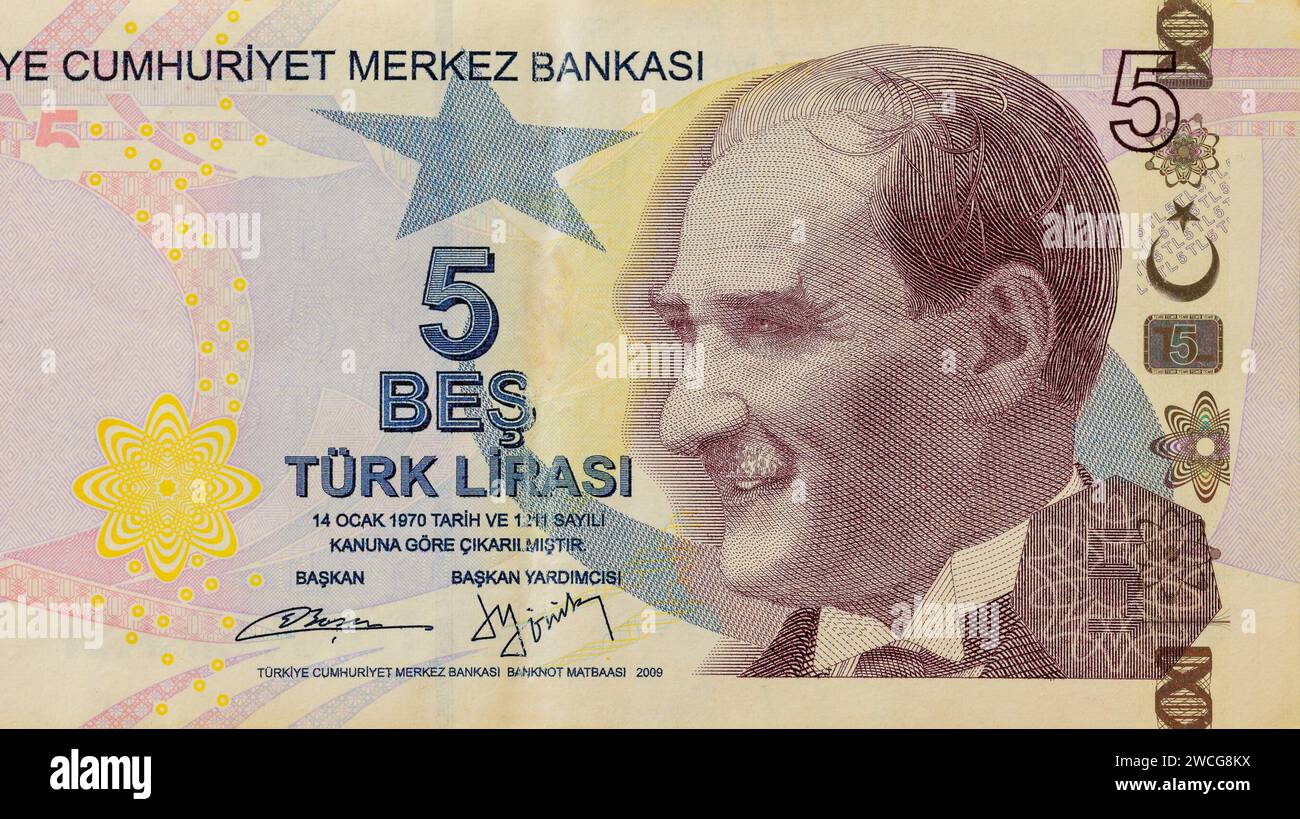 Turkish national currency 5 Lira banknote front view Stock Photo - Alamy