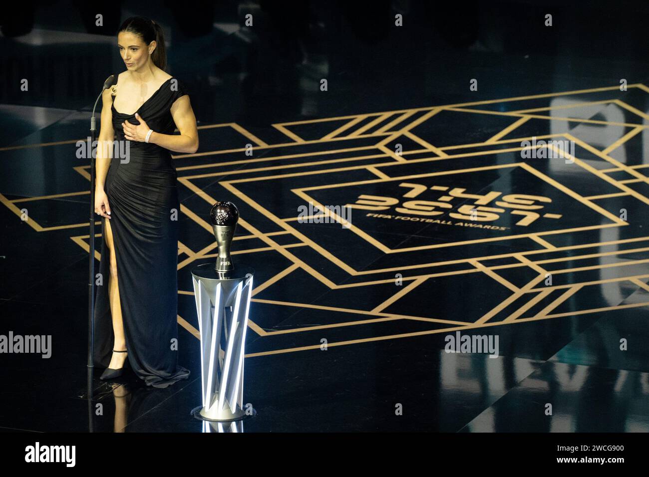 London, UK. 15th Jan, 2024. Aitana Bonmatí (Barcelona) wins The Best ...