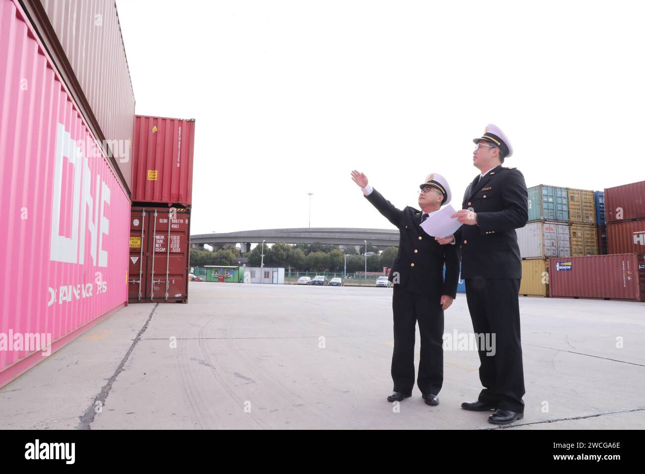 SUZHOU, CHINA - JANUARY 16, 2024 - Customs officers inspect a batch of ...