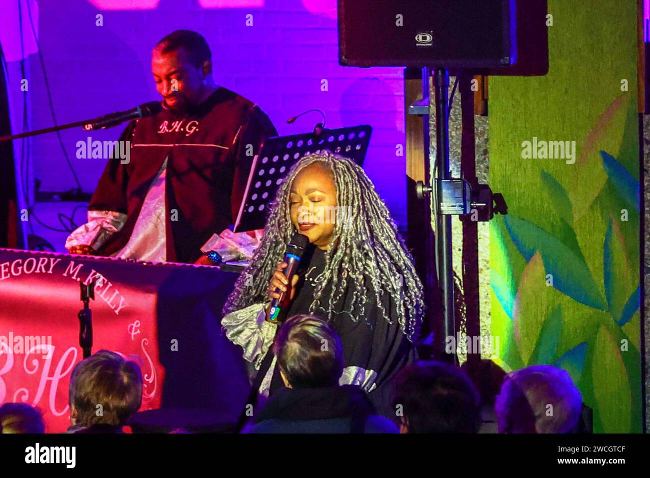 Rev. Gregory M. Kelly & The Best Of Harlem Gospel *** Rev Gregory M ...