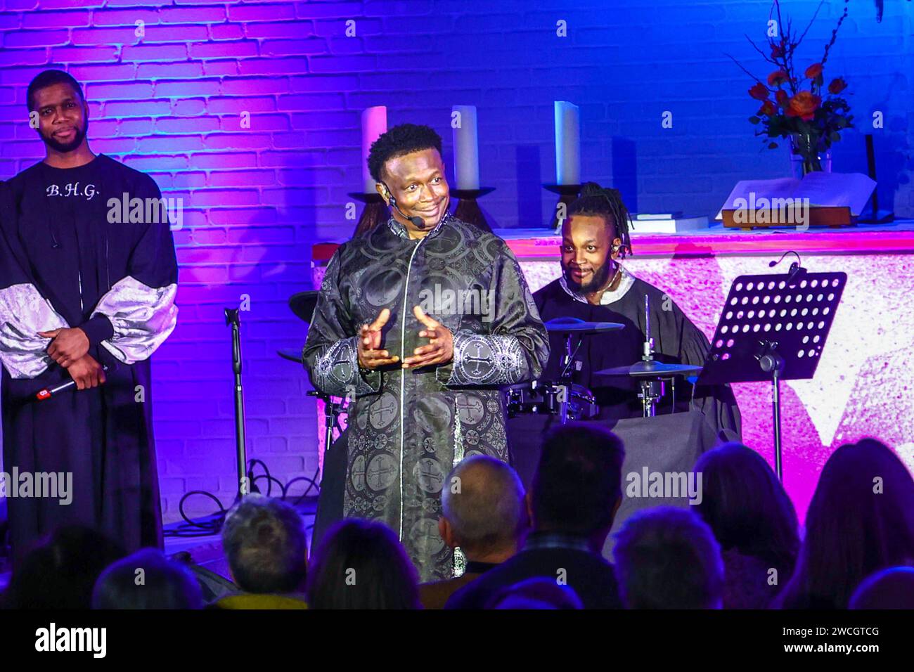 Rev. Gregory M. Kelly & The Best Of Harlem Gospel *** Rev Gregory M ...