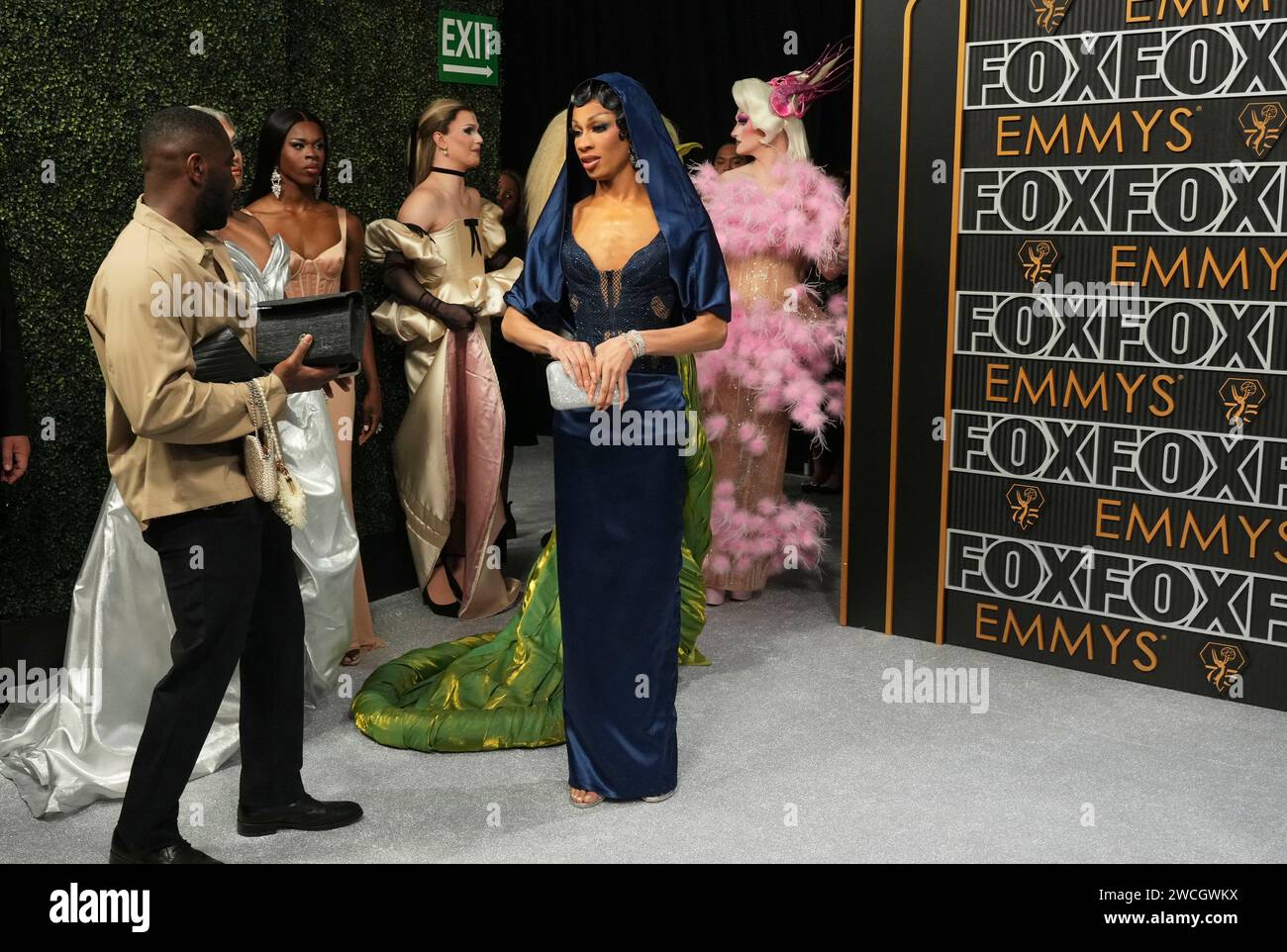 Cast members from "RuPaul's Drag Race" pose for a Red Carpet portrait ...