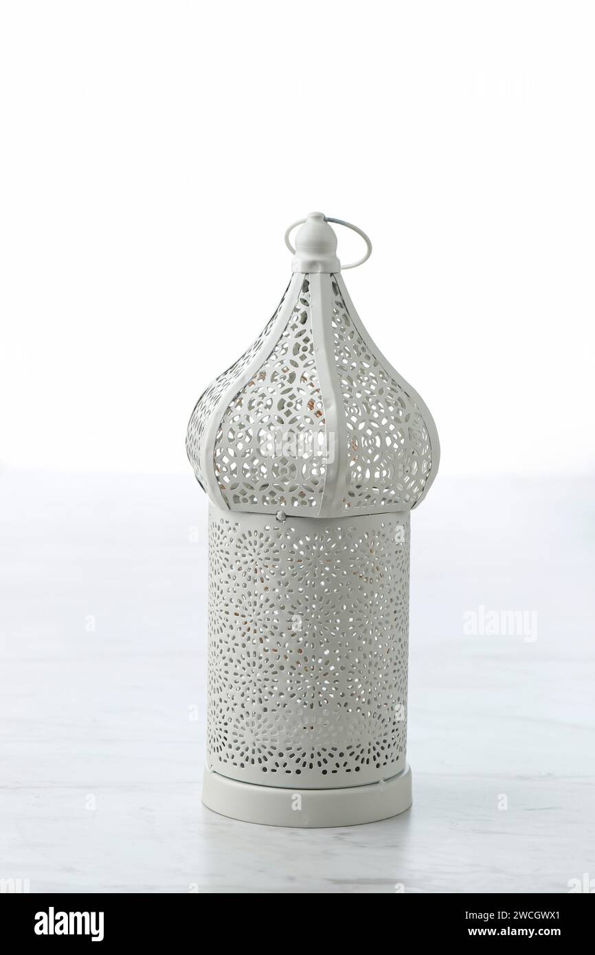 Arabic ornamental lamp ramadan hi-res stock photography and images - Alamy