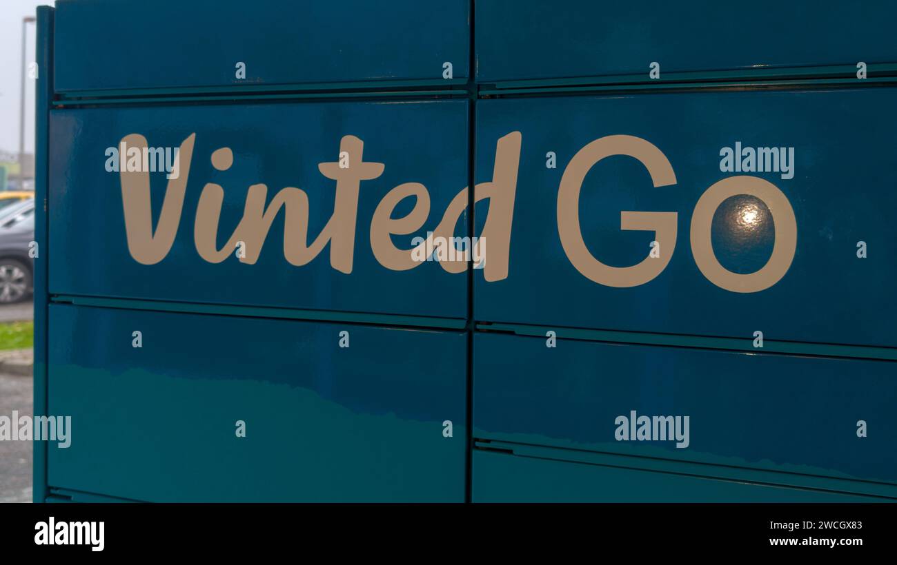 Bordeaux , France - 01 14 2024 : vinted go sign text and brand logo hub ...