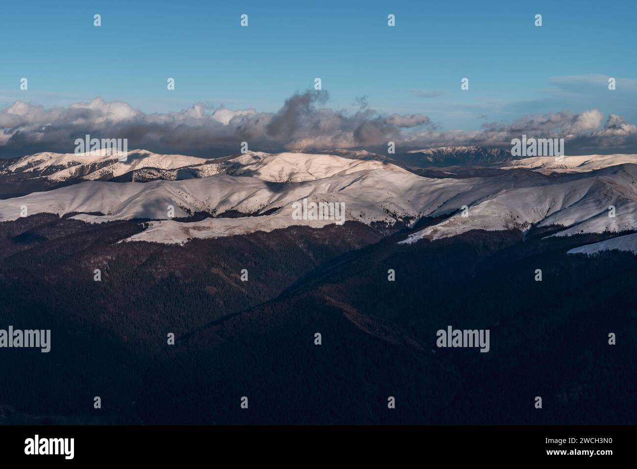 Captivating overview hi-res stock photography and images - Alamy