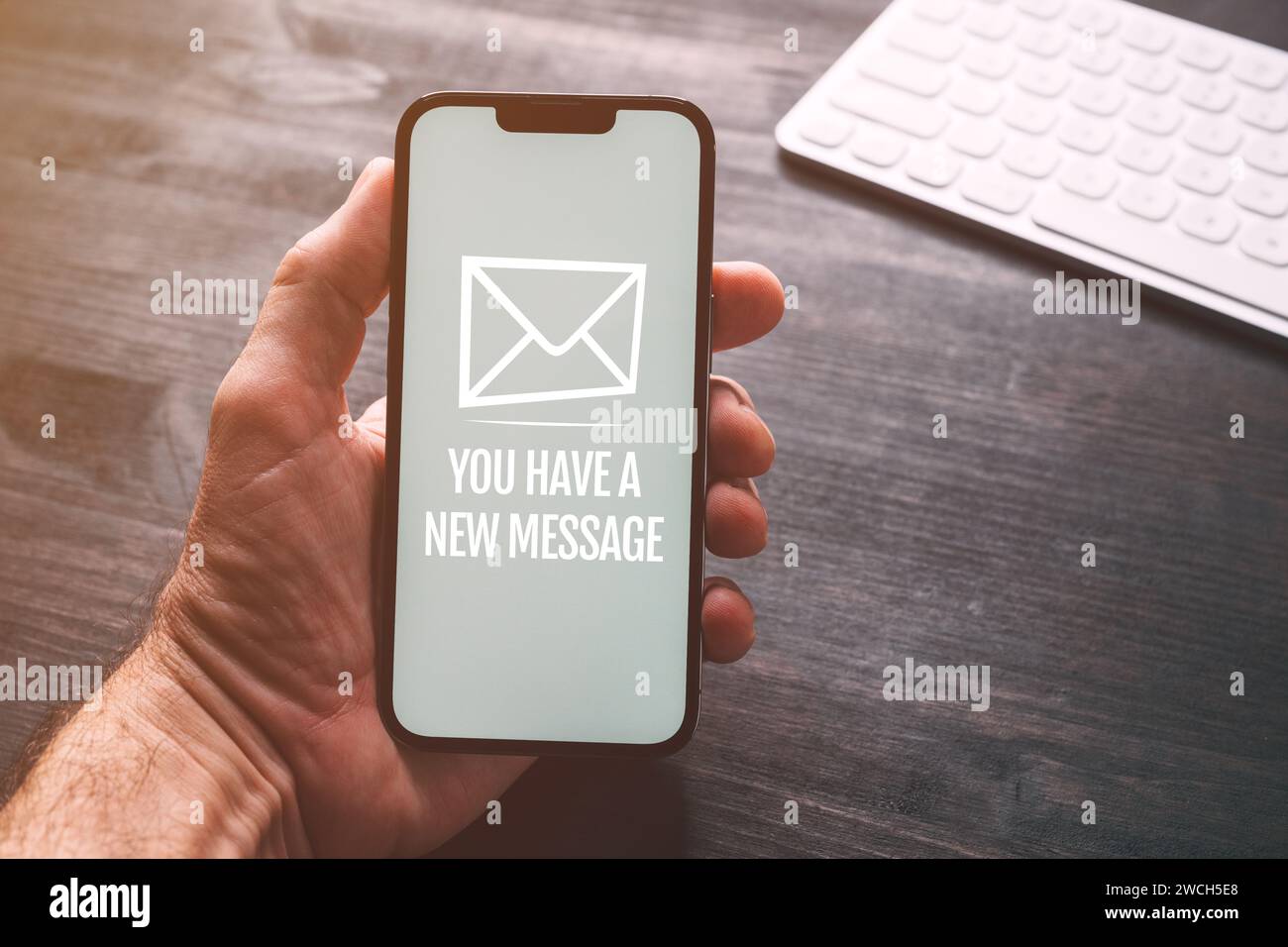 Mobile message notification hi-res stock photography and images - Alamy