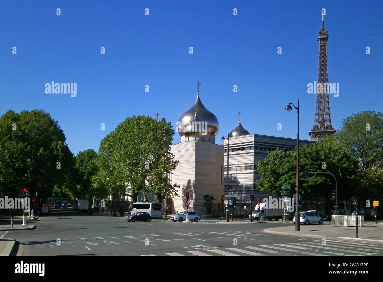 Sainte trinite paris hi-res stock photography and images - Alamy
