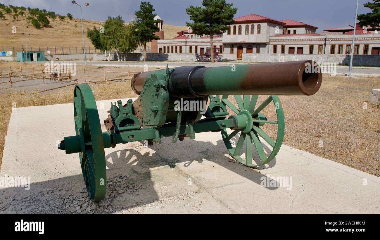 Erzurum, TURKEY - 08 23, 2023: Tanks and heavy artillery weapons from ...