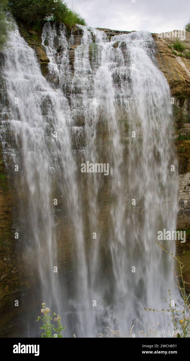 Tortum (Uzundere) Waterfall in Erzurum. Turkey's highest waterfall ...