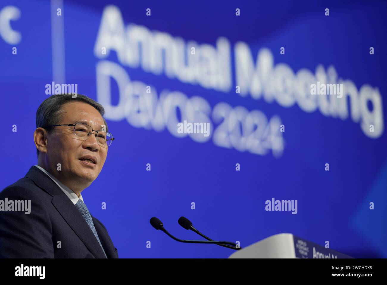 Premier of China Li Qiang addresses attendees of the Annual Meeting of ...