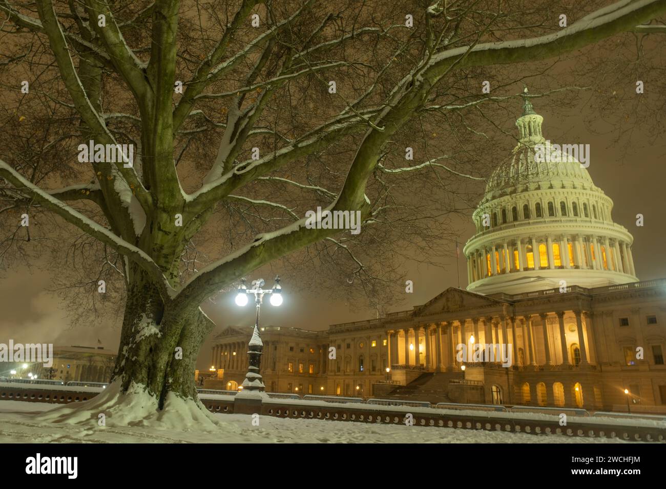 Snowfall in DC. Winter in American Capitol Washington D.C. Capitol ...