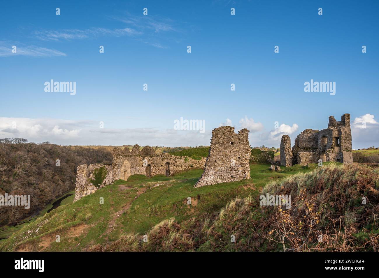 Pennard Castle, overlooking Three Cliffs Bay, on the Gower Peninsular ...