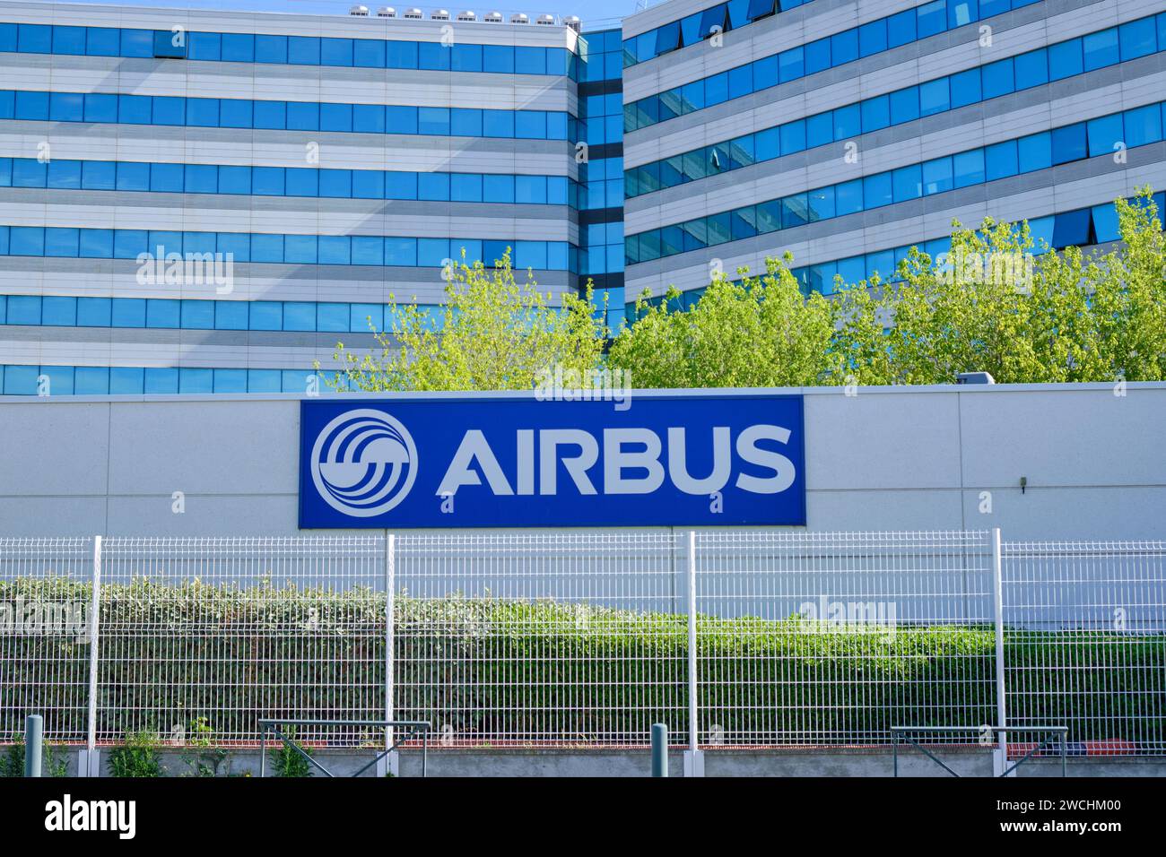 Airbus logo toulouse hi-res stock photography and images - Alamy