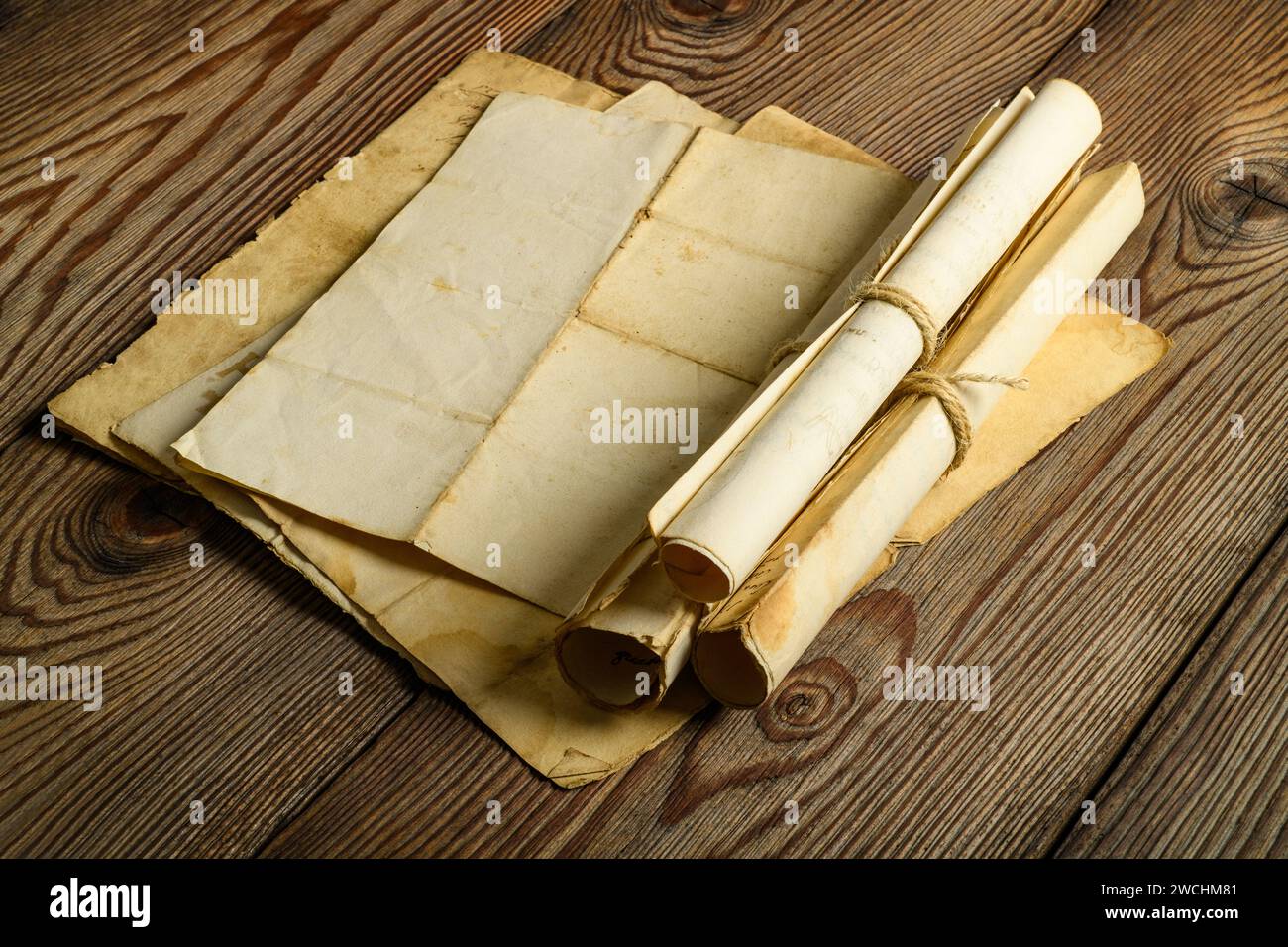 Old sheets Paper Aged on wood Background Stock Photo - Alamy