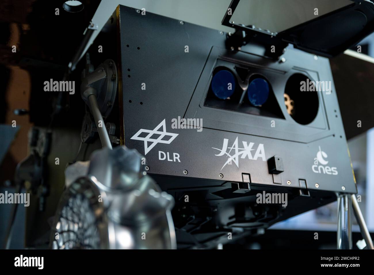 16 January 2024, Bavaria, Weßling: The navigation camera on the model ...