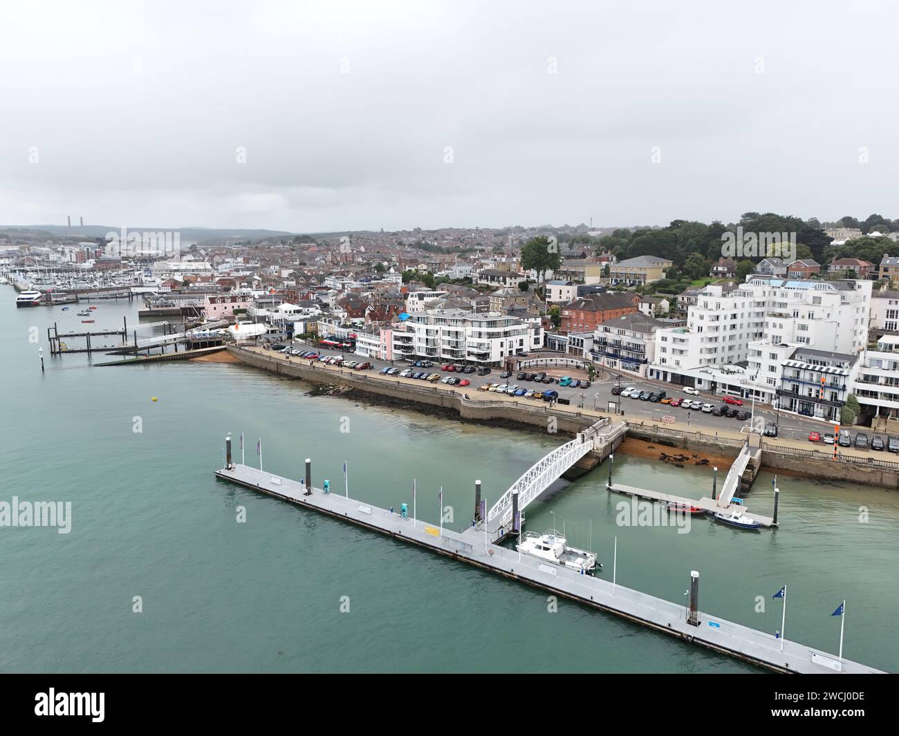 Aerial views of marinas hi-res stock photography and images - Alamy