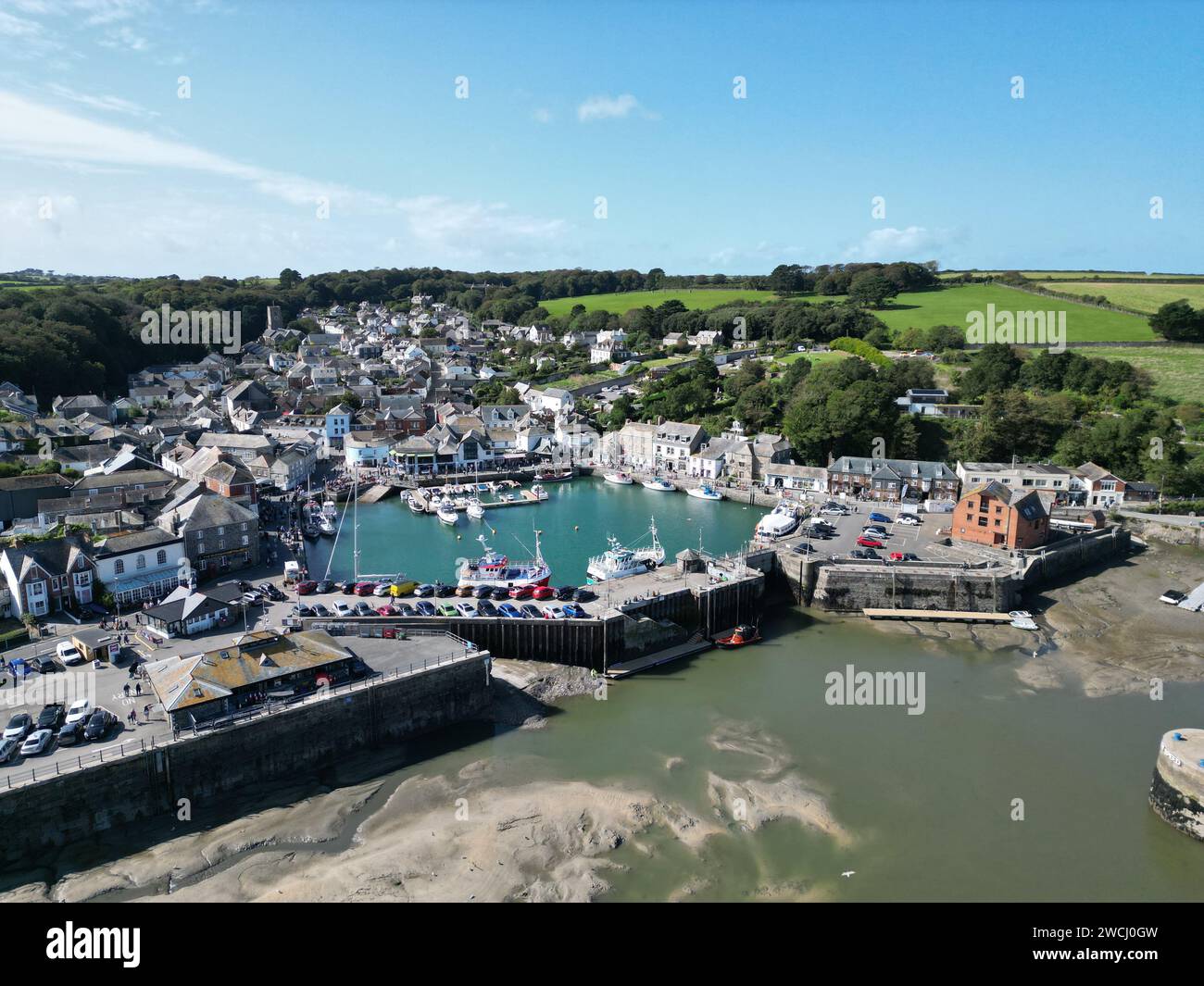 Aerial view estuary and sea uk hi-res stock photography and images - Alamy