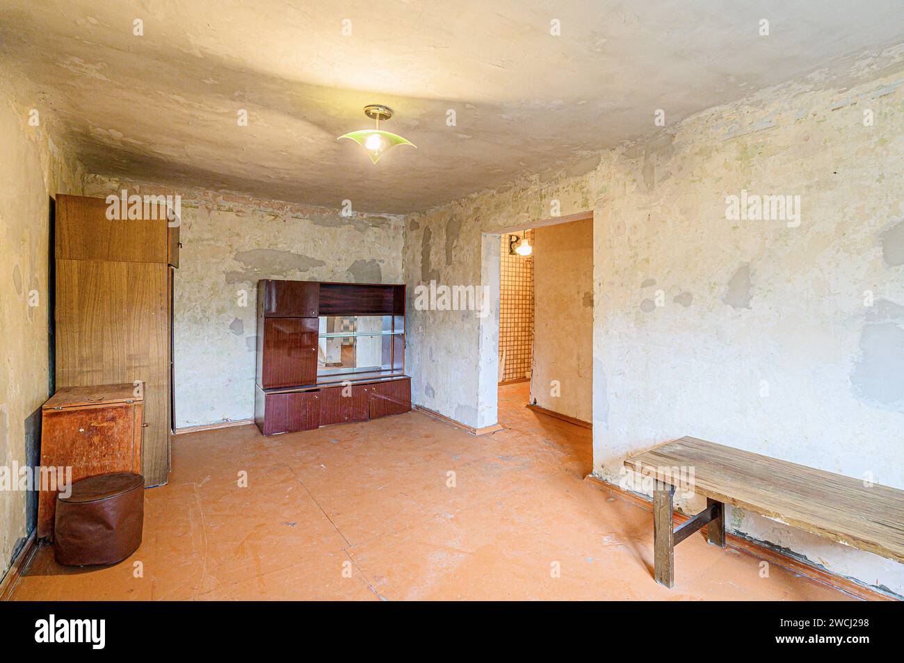 ugly interior apartment room old sloppy not modern Stock Photo - Alamy