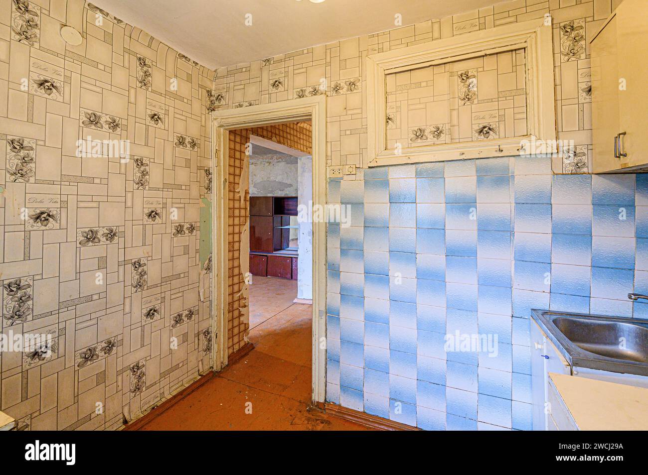 ugly interior apartment room old sloppy not modern Stock Photo - Alamy