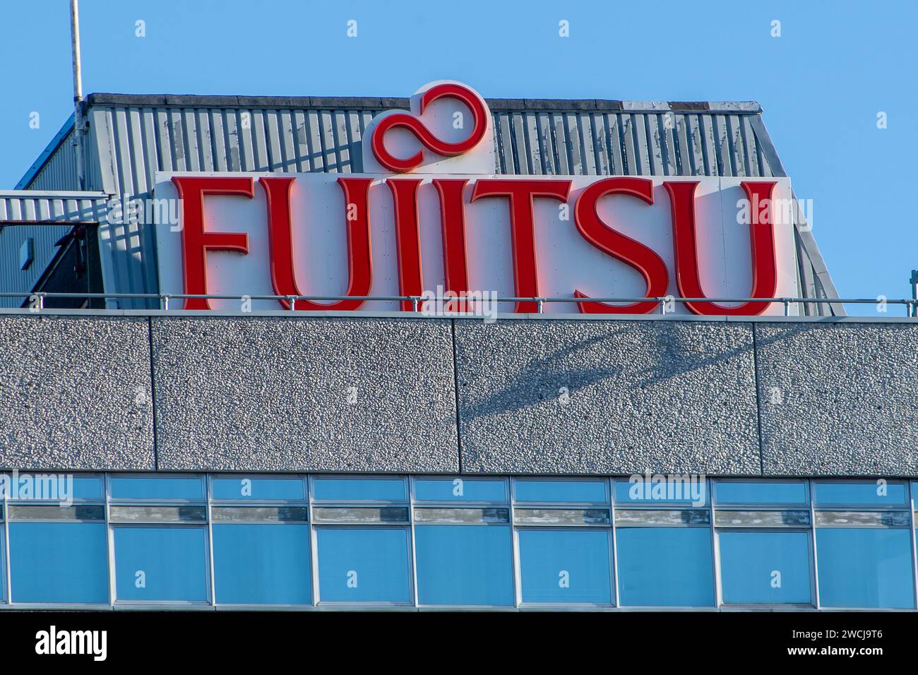 Fujitsu boss hi-res stock photography and images - Alamy