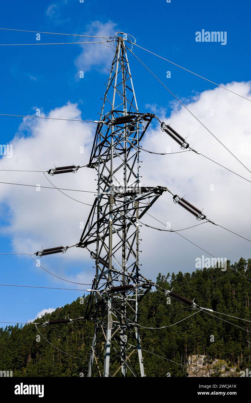 Power poles with power lines hi-res stock photography and images - Alamy