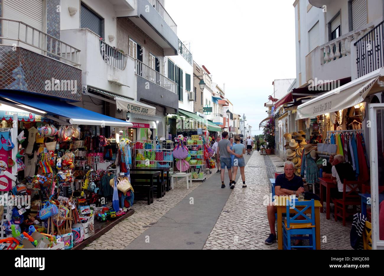 Dos ramos hi-res stock photography and images - Alamy