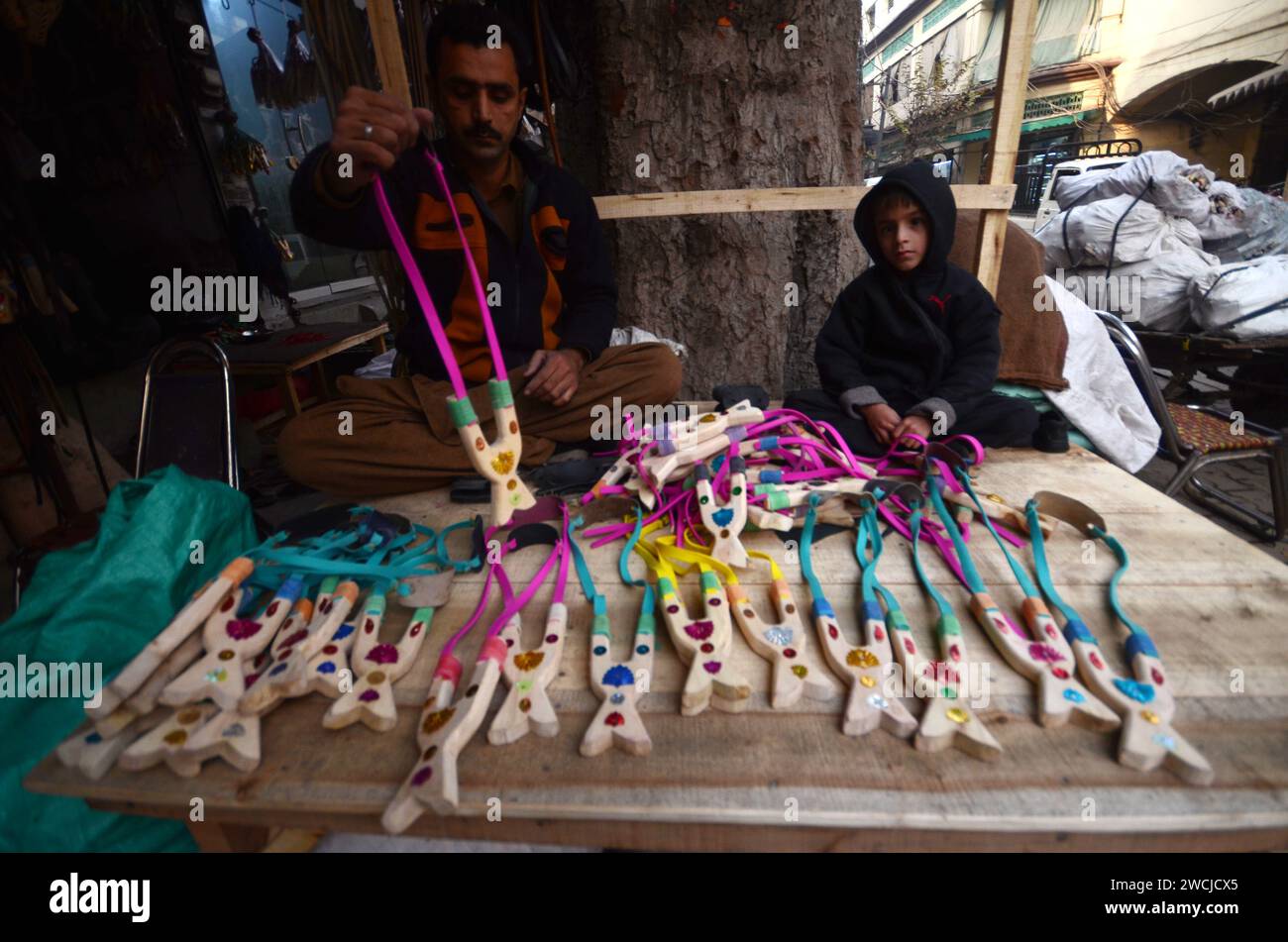 Peshawar, Peshawar, Pakistan. 16th Jan, 2024. Slingshot on sale at ...