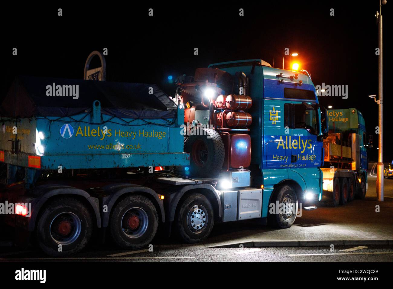 Police pass on uk roads hi-res stock photography and images - Alamy