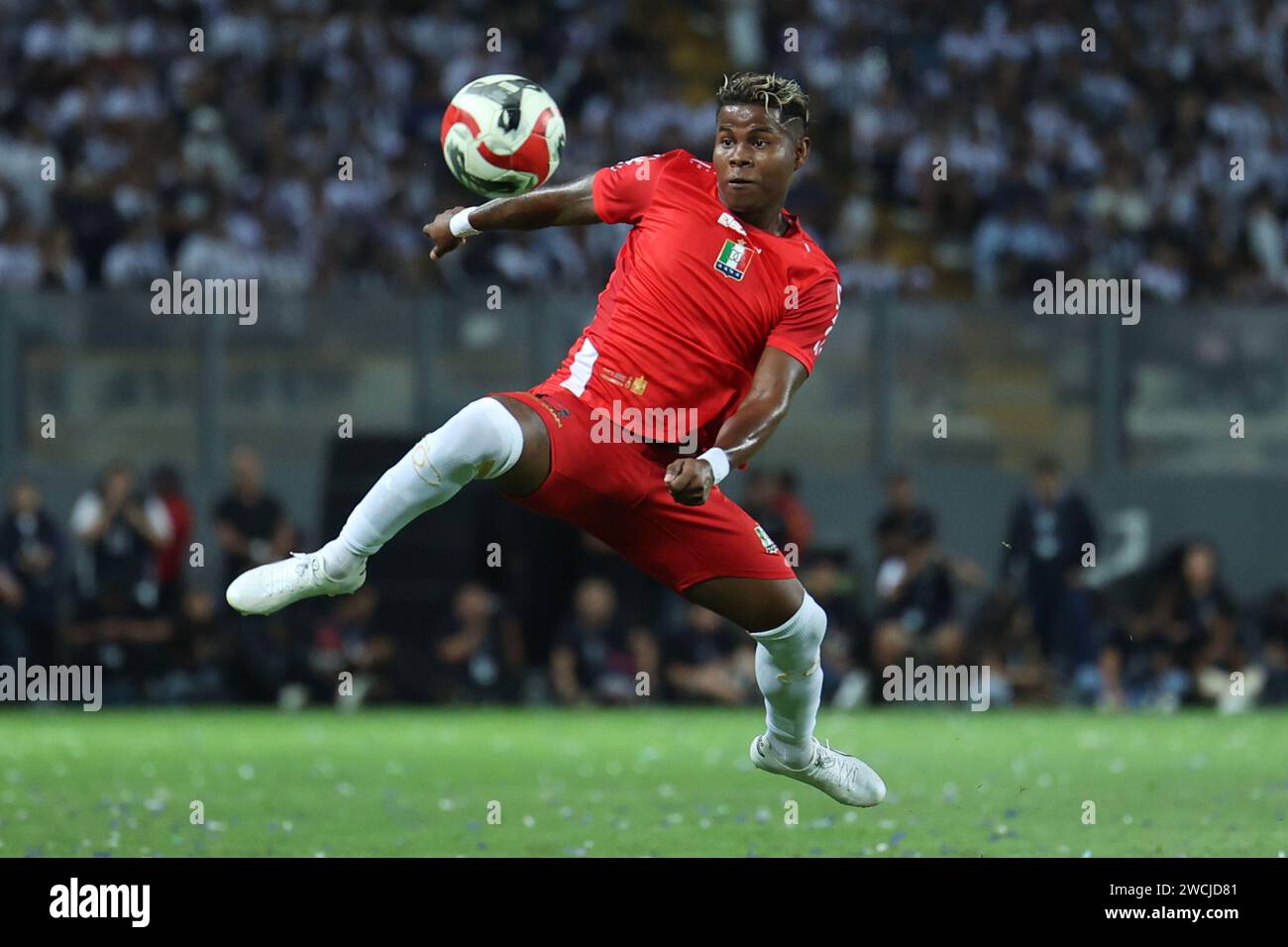 Daniel quinones hi-res stock photography and images - Alamy