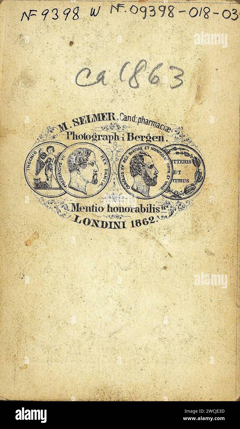 Samedrakt hi-res stock photography and images - Alamy