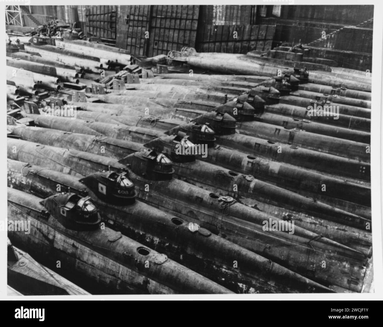 Midget submarines hi-res stock photography and images - Alamy