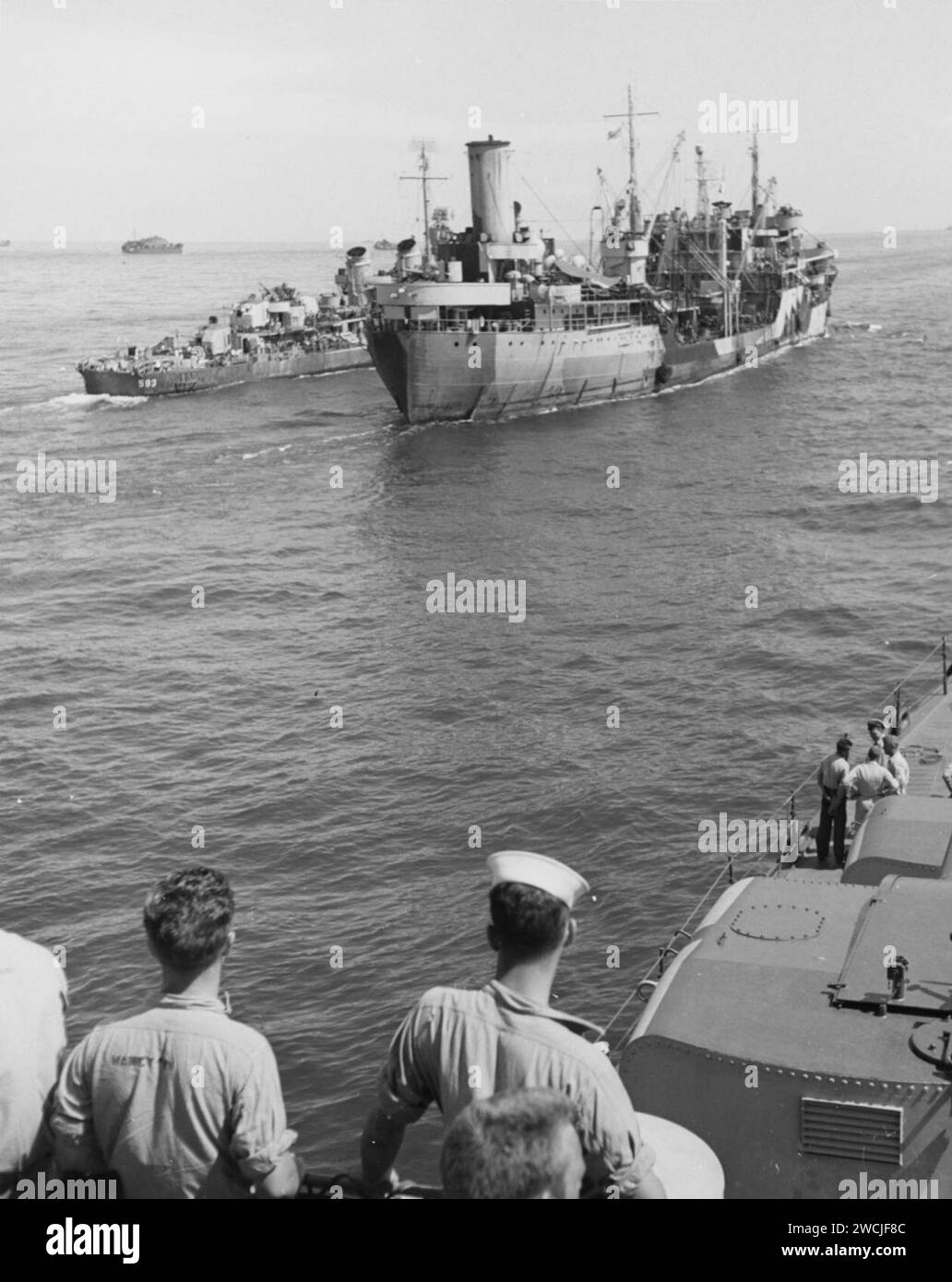 470495 Invasion of Brunei Bay, Borneo, June 1945 Stock Photo - Alamy