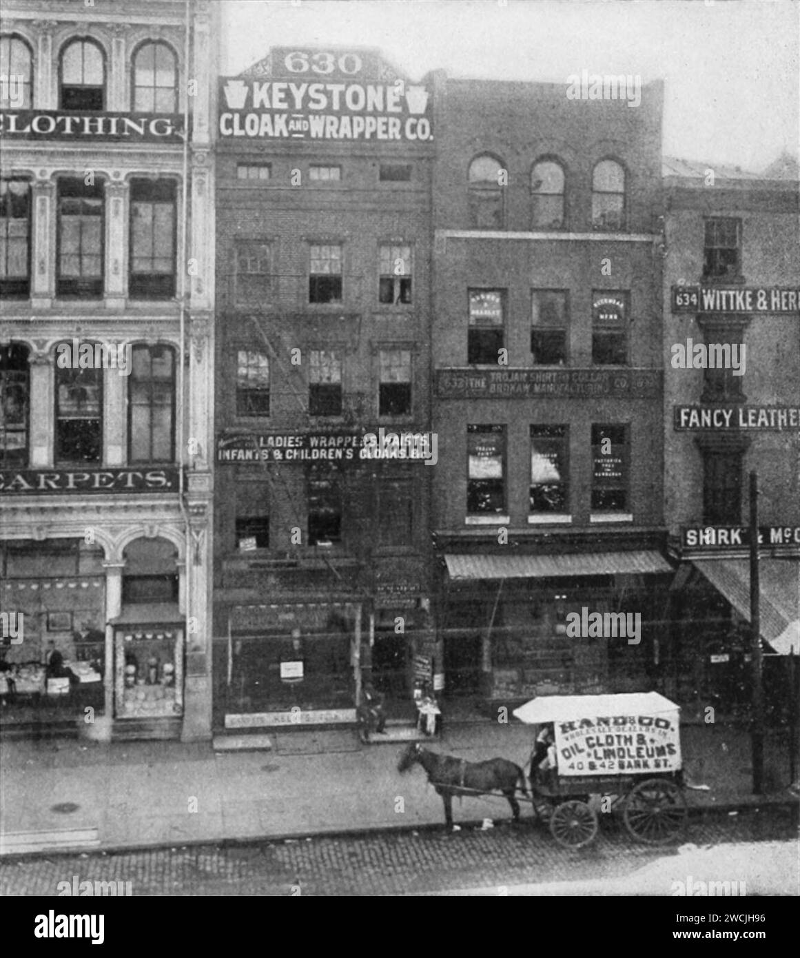 Philadelphia market street Black and White Stock Photos & Images - Alamy