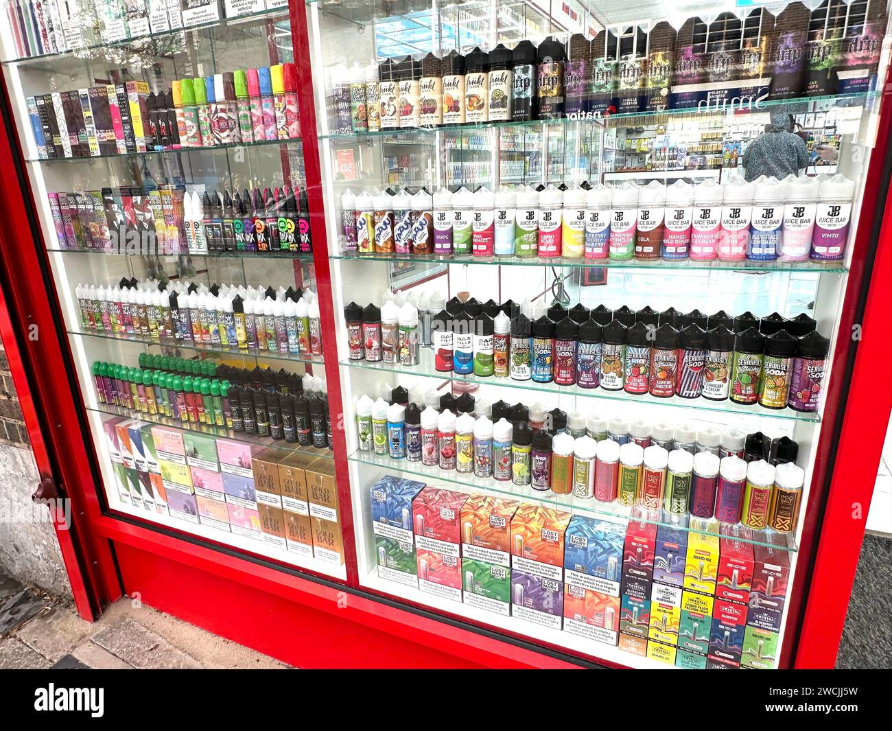 Disposable vape hi-res stock photography and images - Alamy