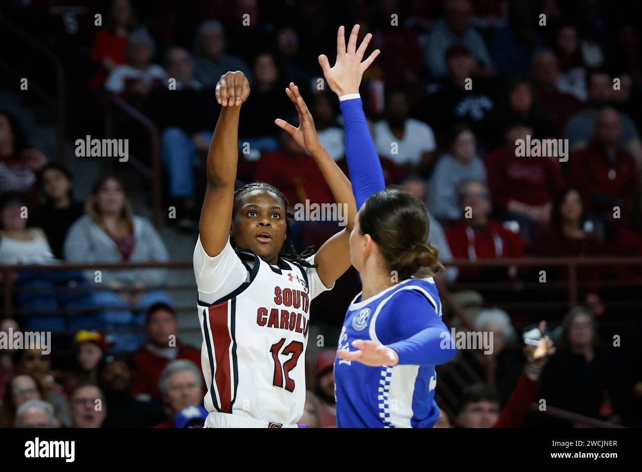 South Carolina guard MiLaysia Fulwiley shoots over Kentucky guard Emma ...