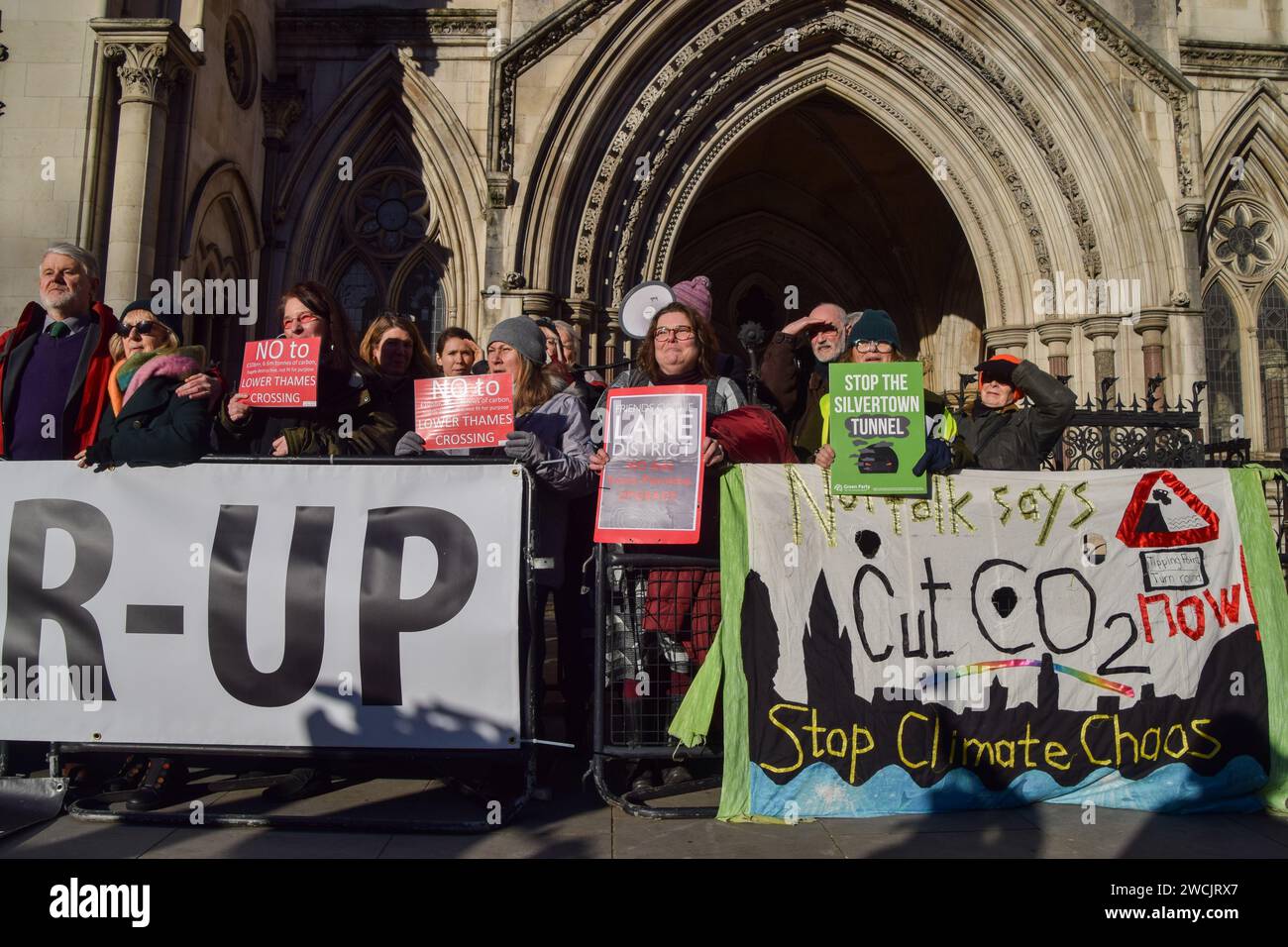 A47 road sign hi-res stock photography and images - Alamy