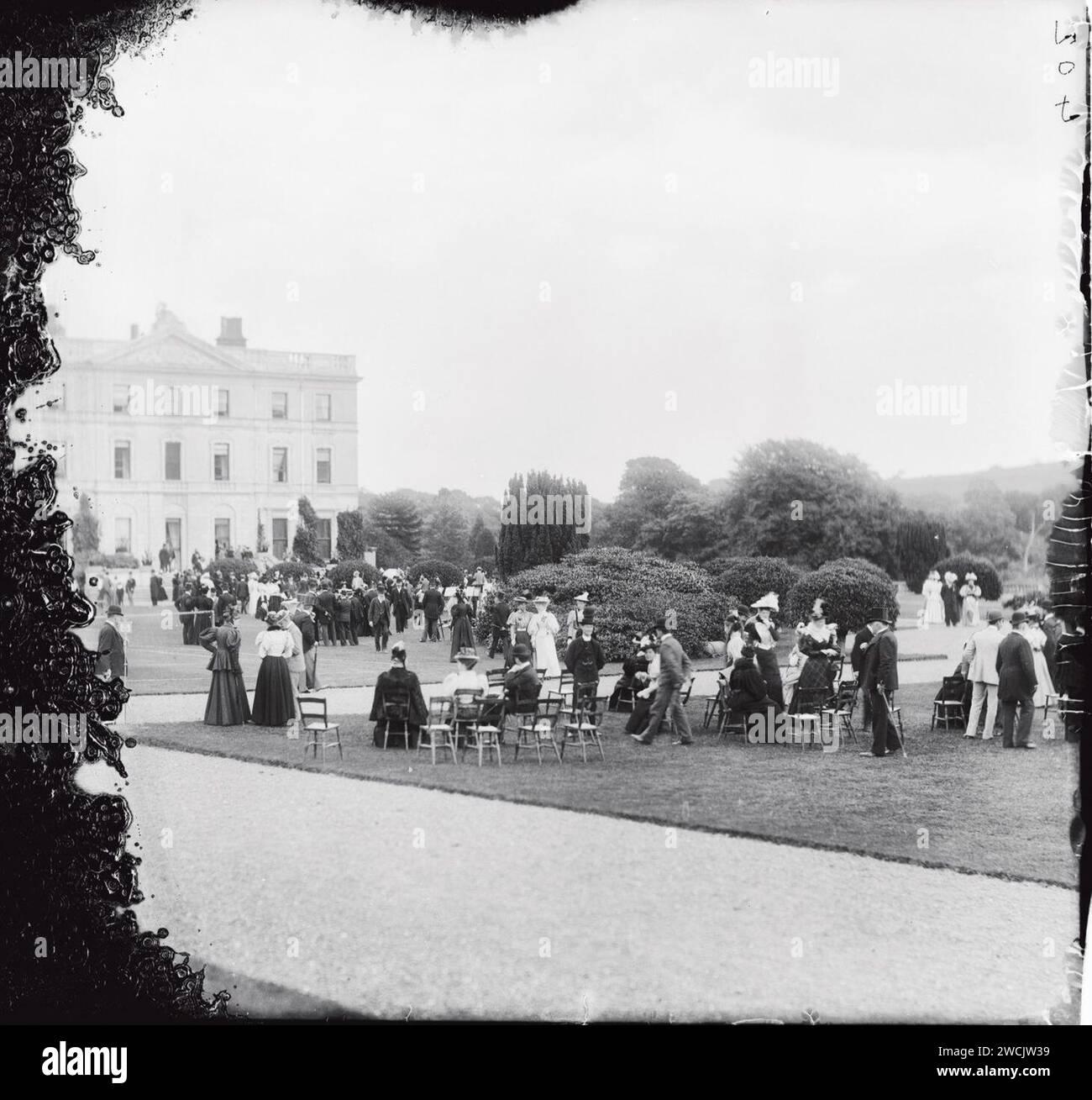 Vintage party ireland hi-res stock photography and images - Alamy