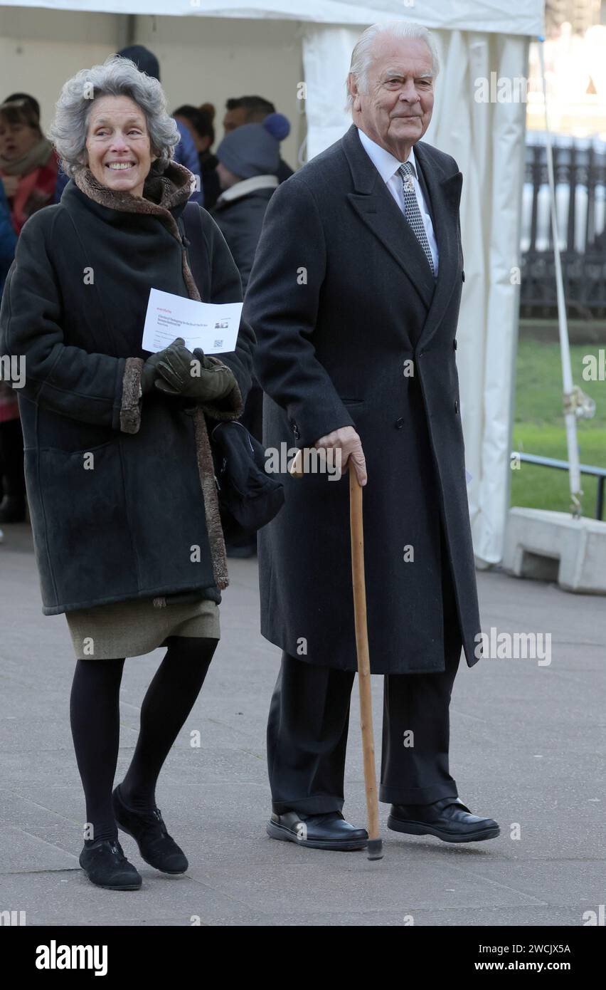 David owen lord hi-res stock photography and images - Alamy