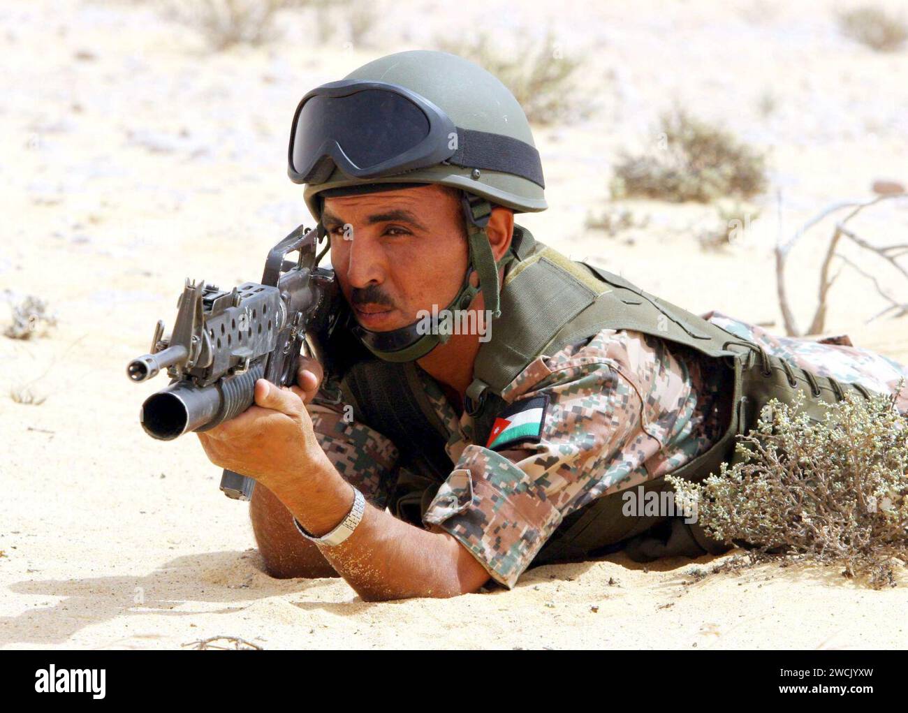 Soldier prone position hi-res stock photography and images - Alamy