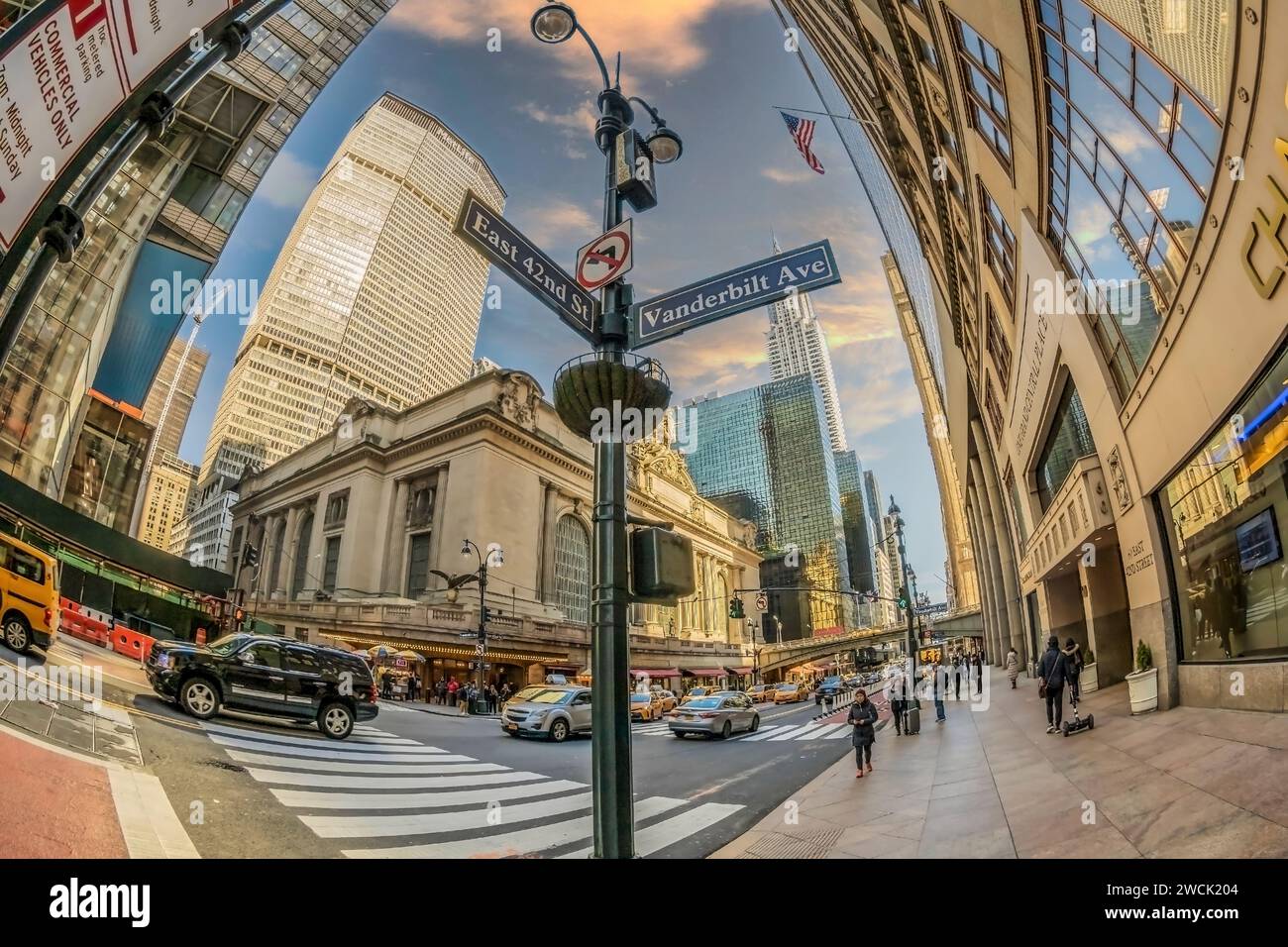NEW YORK, MANHATTAN - MARCH 7, 2020: Buildings and traffic in Midtown ...