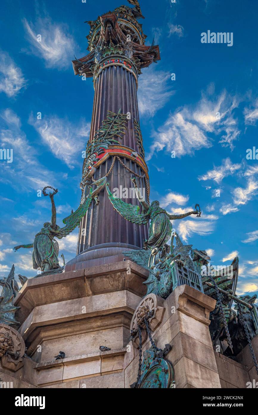 The Columbus Monument, with 60 m (197 ft) tall, at the lower end of La ...