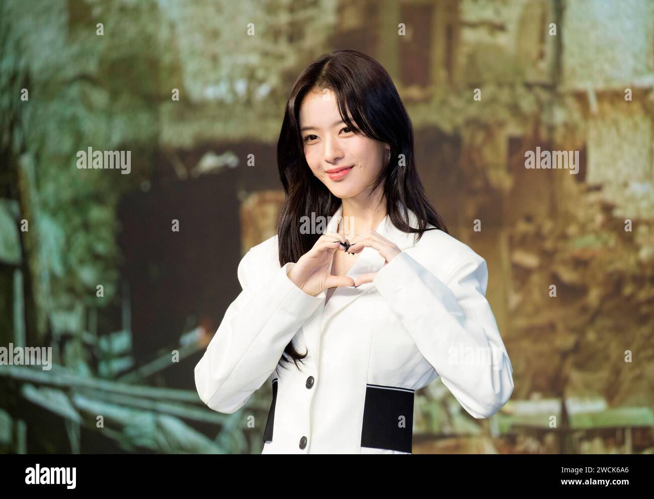 Roh Jeong-Ui, Jan 16, 2024 : Actress Roh Jeong-Ui poses at a press ...