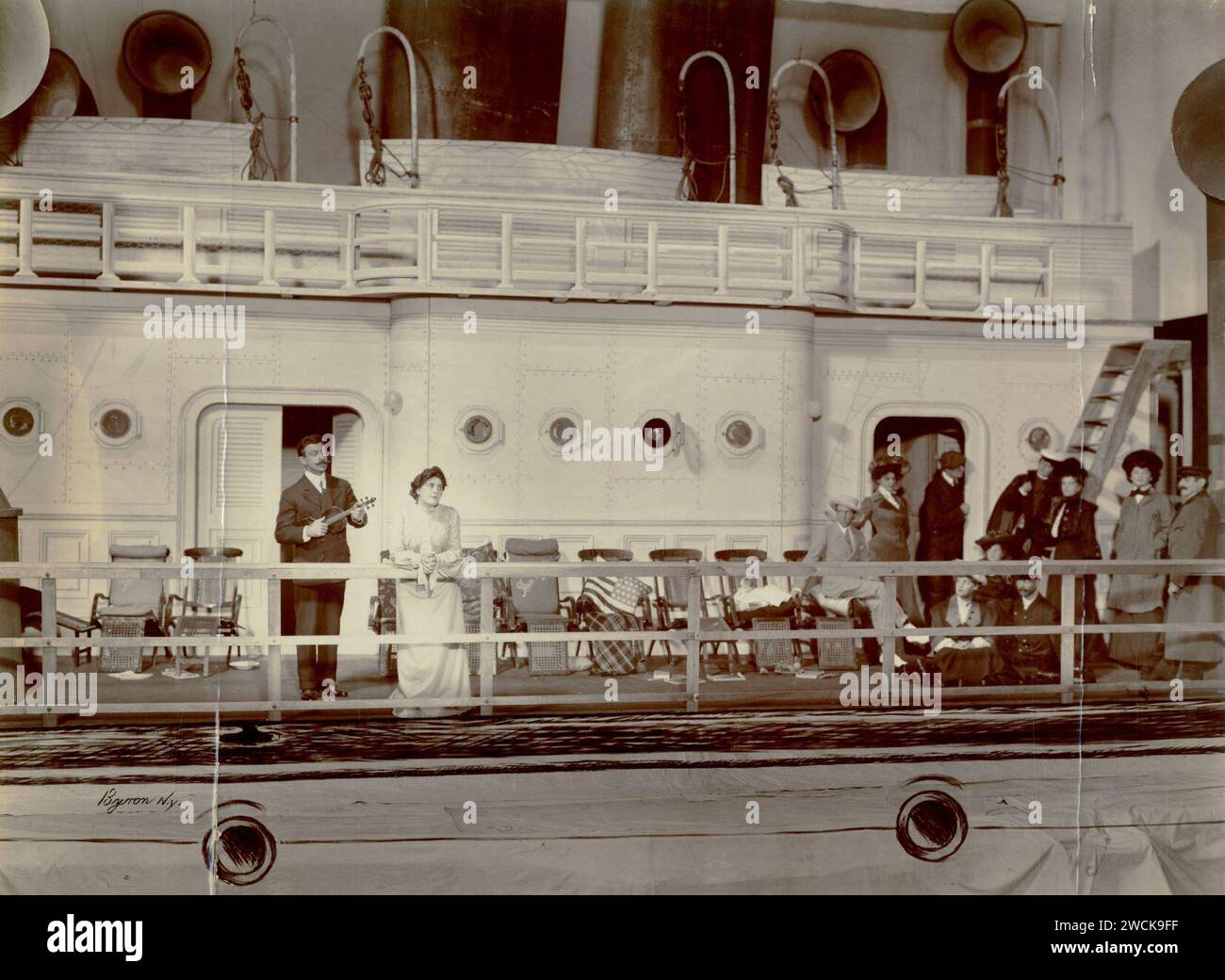 Scene with geraldine hi-res stock photography and images - Alamy
