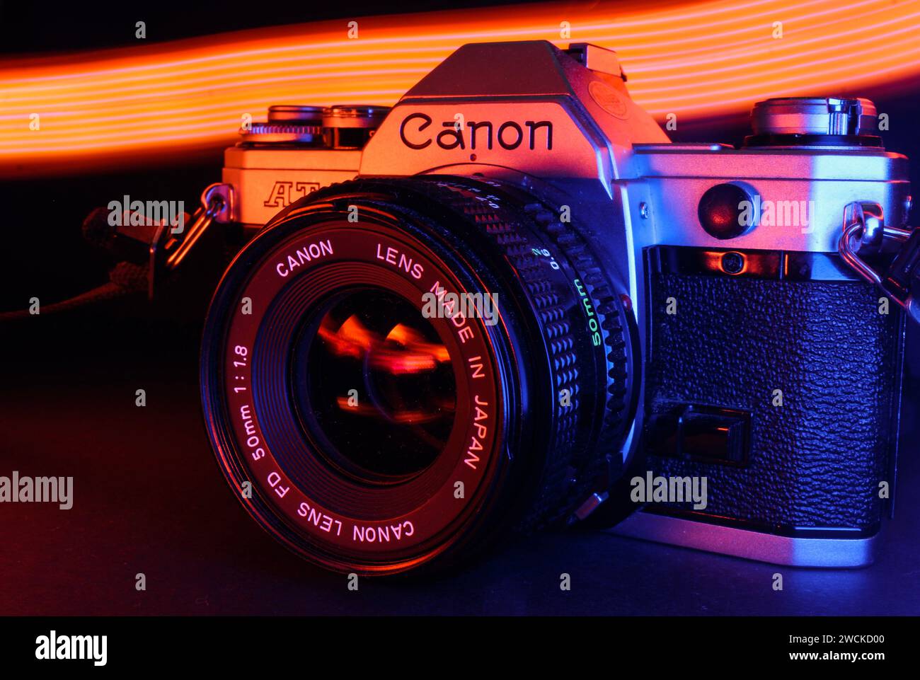 Canon 2000d hi-res stock photography and images - Alamy