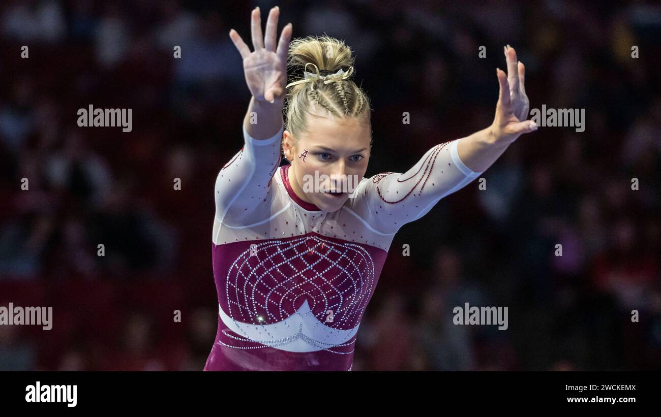 Alabama gymnast Rachel Rybicki during an NCAA gymnastics meet against ...