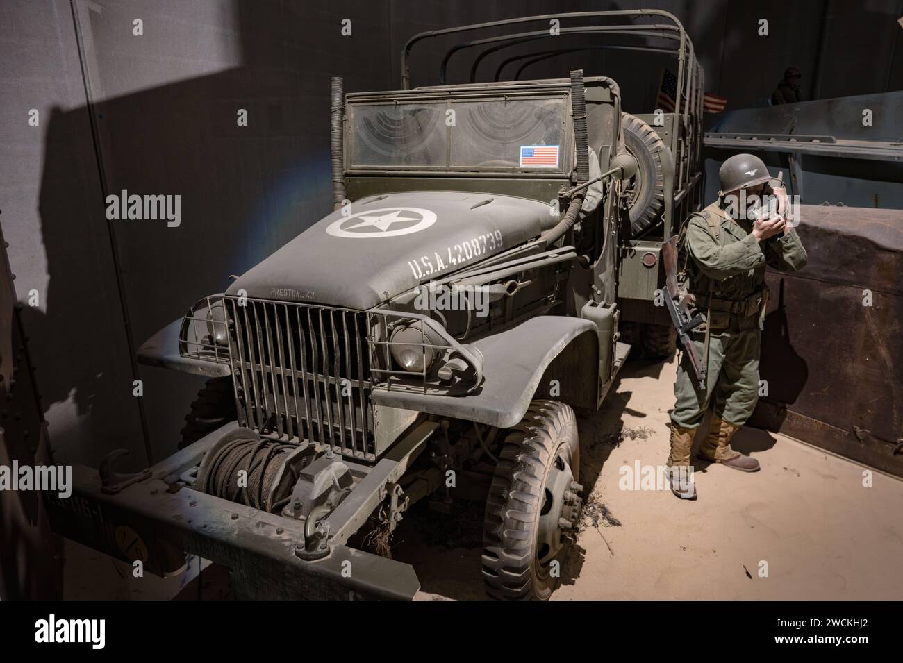 Shouting for reinforcements hi-res stock photography and images - Alamy