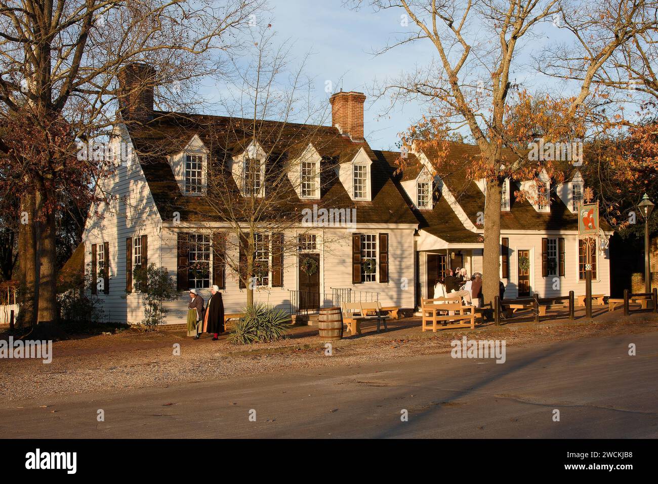 Chowning's Tavern, colonial architecture, dormer windows, people ...